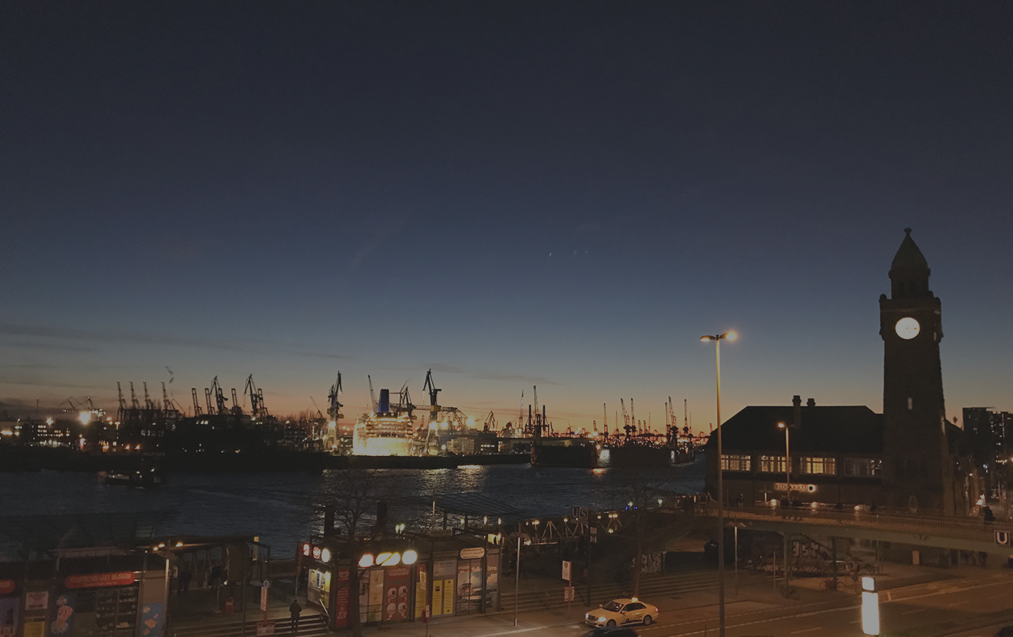 Home - eos.uptrade EN